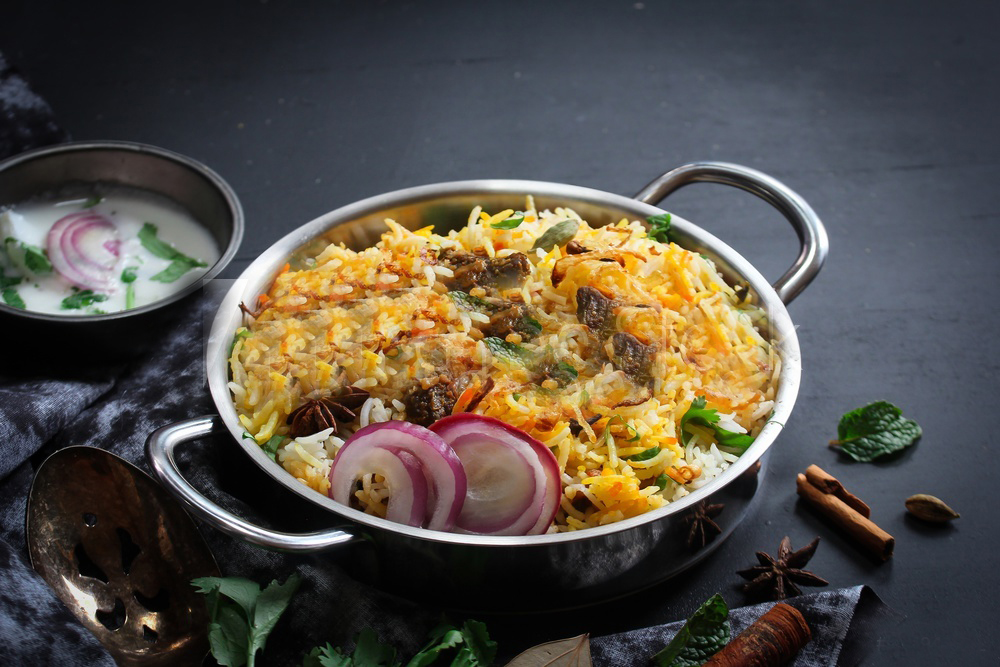 Reservations | Man - O - Salwa - Takeaway food - Clayton - Order online